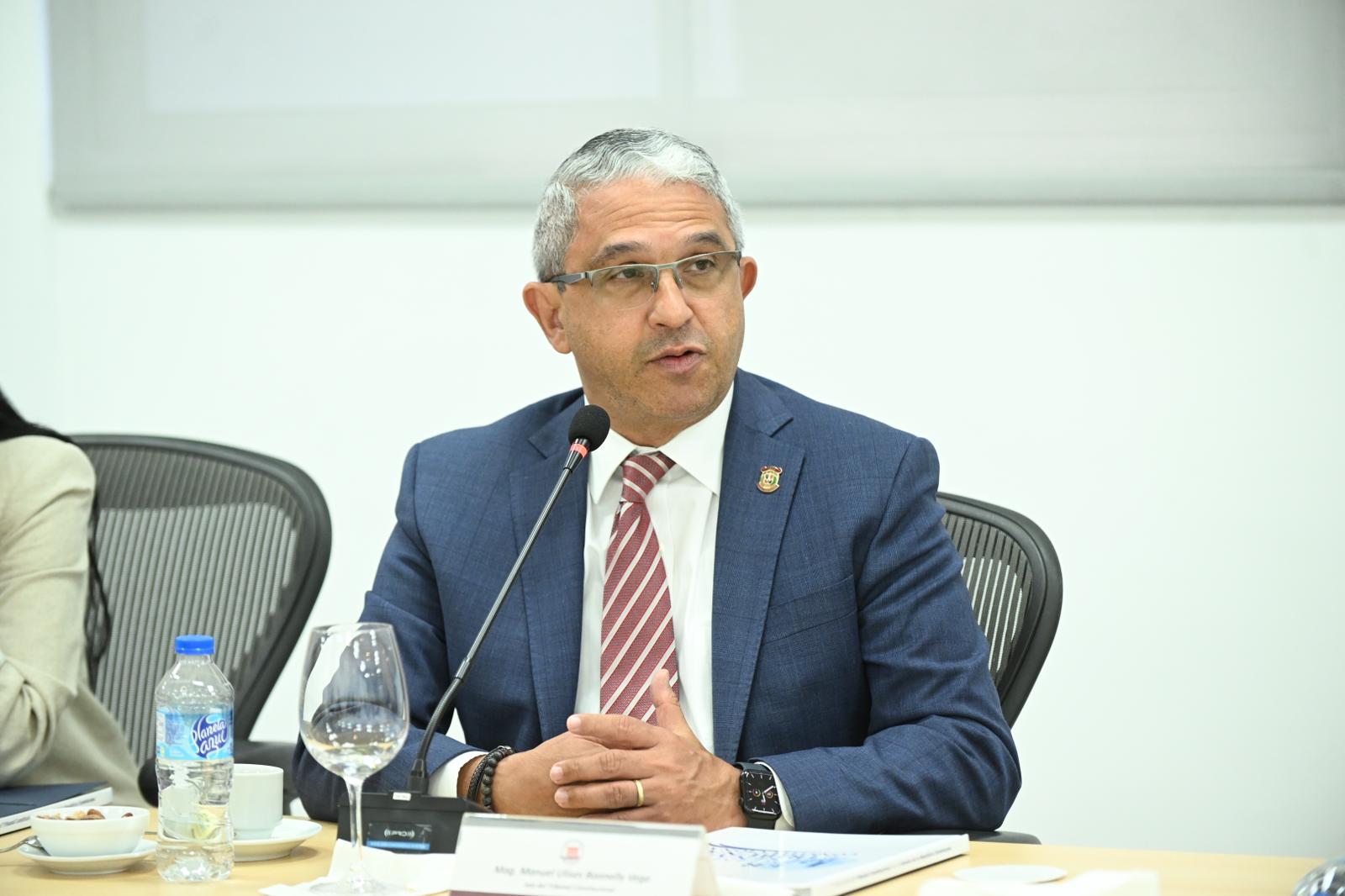 Tribunal Constitucional | Jueces del TC y senadores coordinan acciones ...